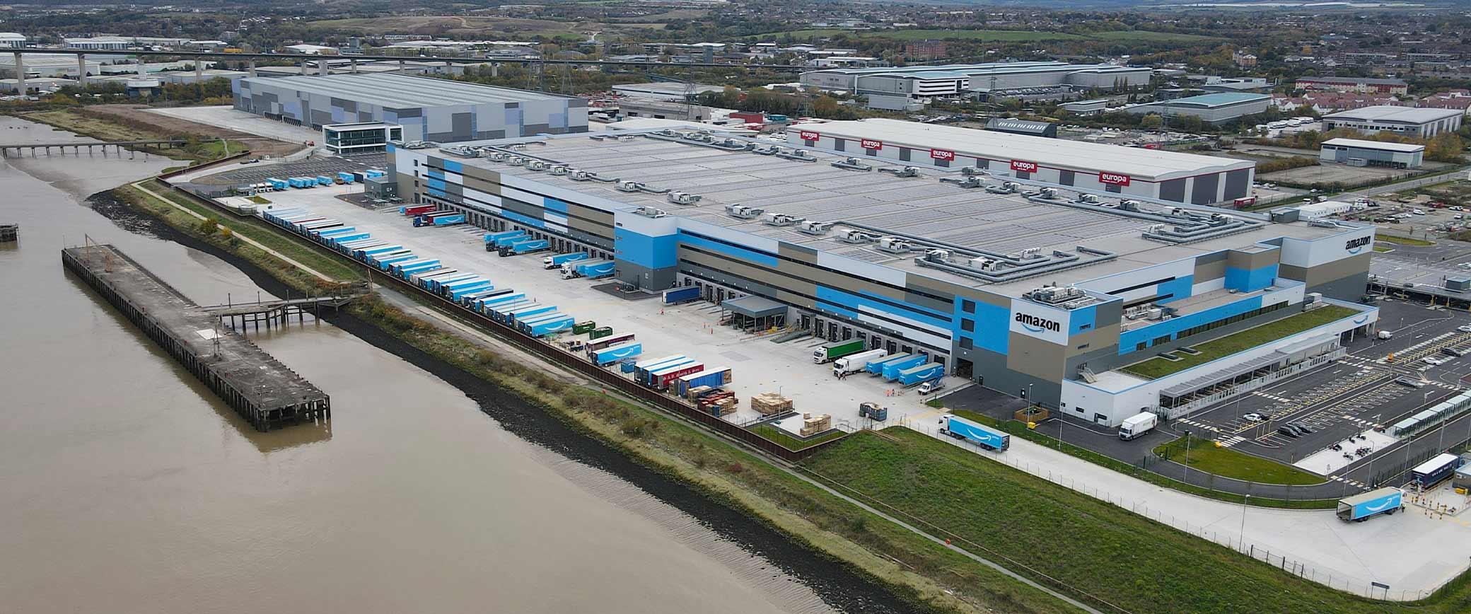 Amazon investeert in robottechnologie voor het lossen van vrachtauto’s ...